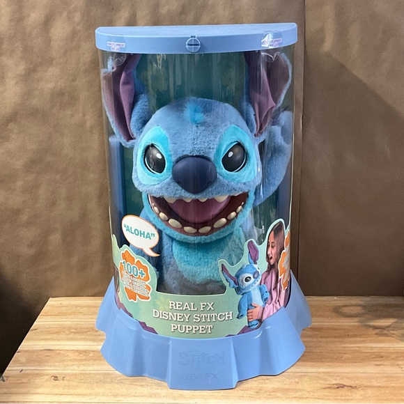 Disney | Toys | New Disney Stitch Real Fx Puppet Animatronic ...